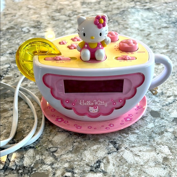 Hello Kitty | Toys | Hello Kitty Radio Alarm Clock | Poshmark